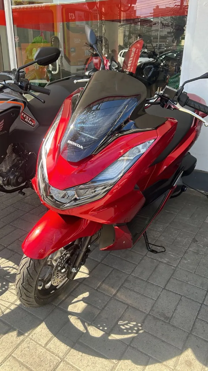 Motos HONDA PCX 160 no Brasil