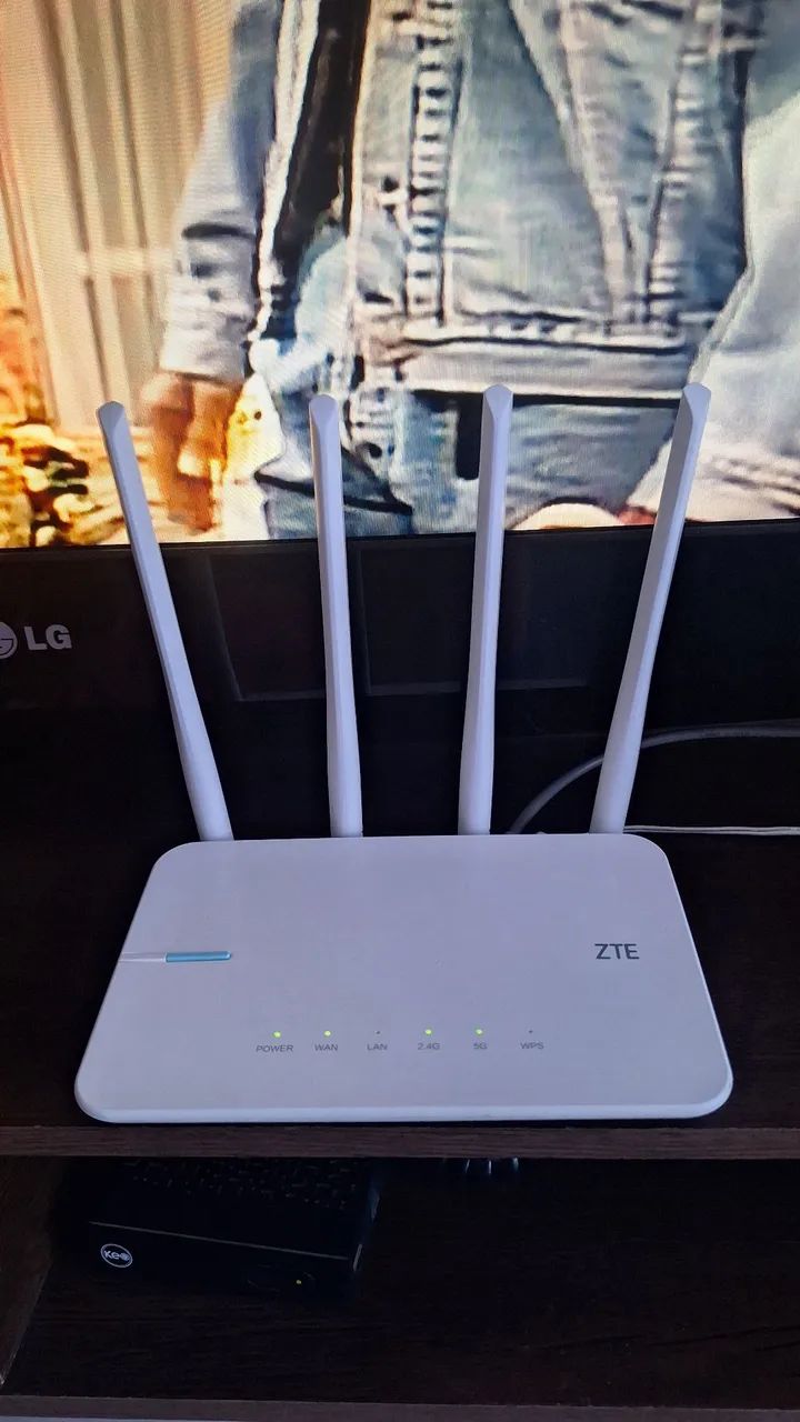Roteador ZTE Multilaser Pro ZXHN H199a Dual Band AC 1200 Gigabit ...