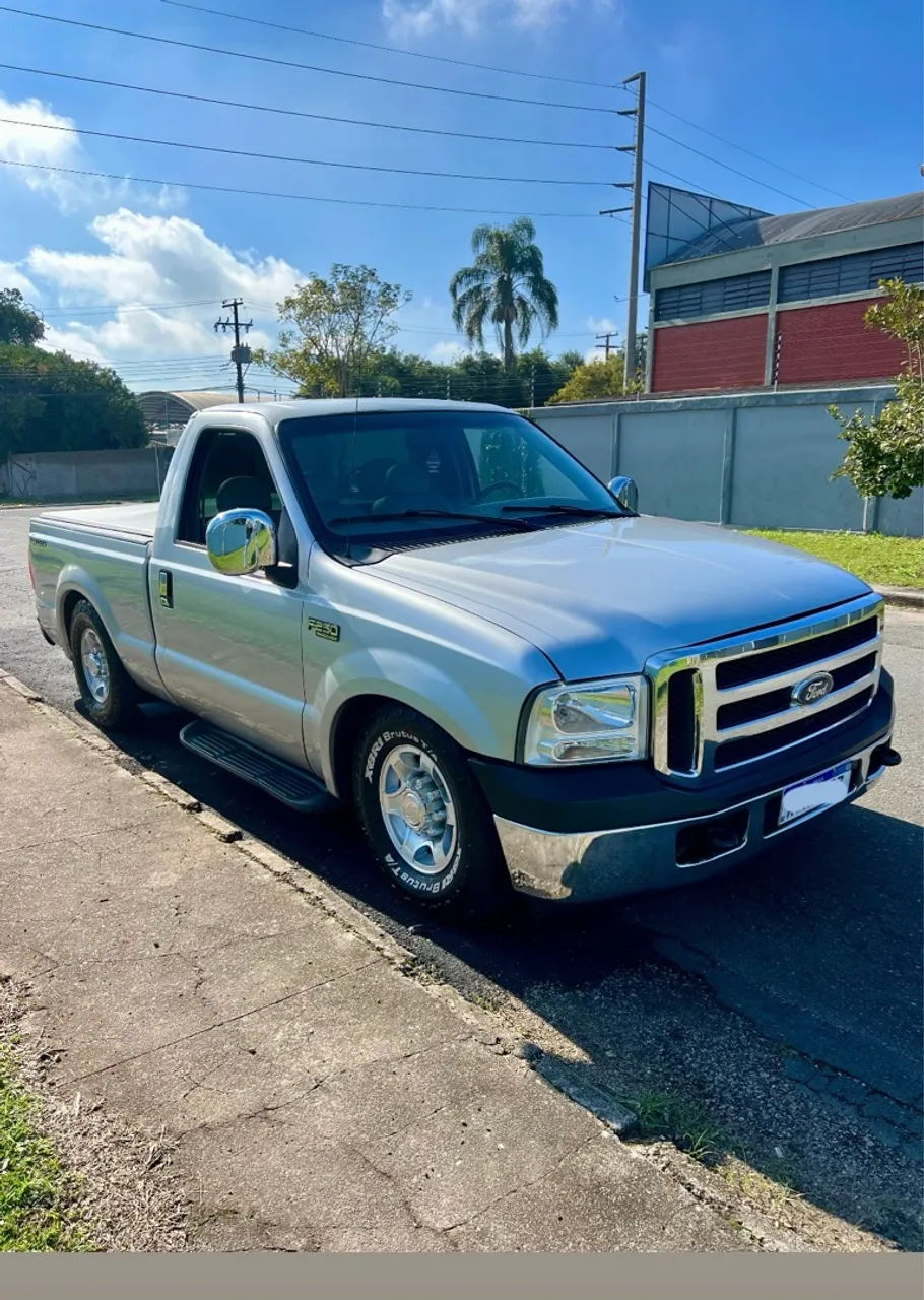 FORD 2000 Usados e Novos