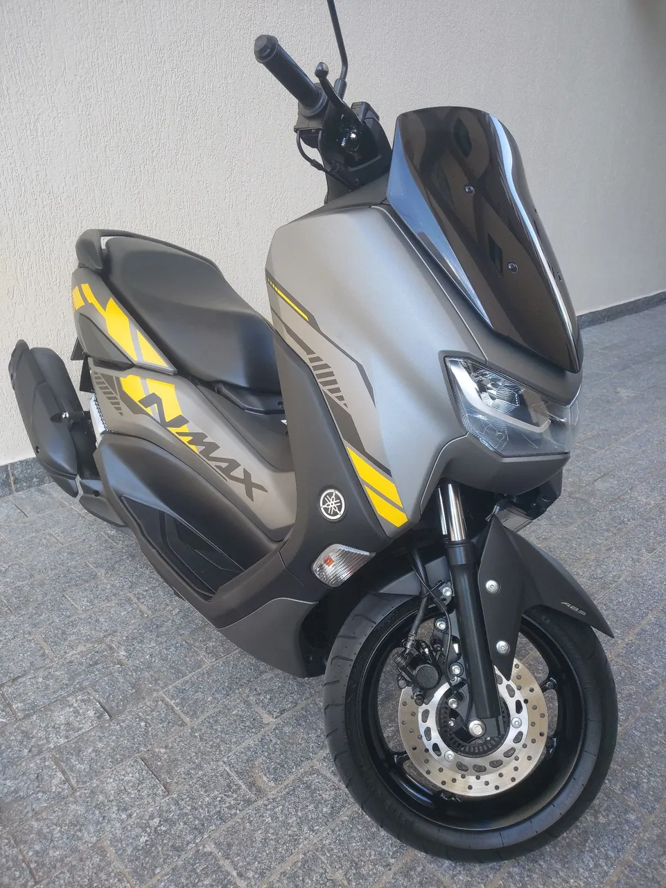 Motos Yamaha NMax 2024 no Brasil