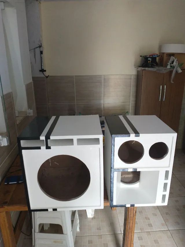 "caixa medio grave de 12" no Brasil