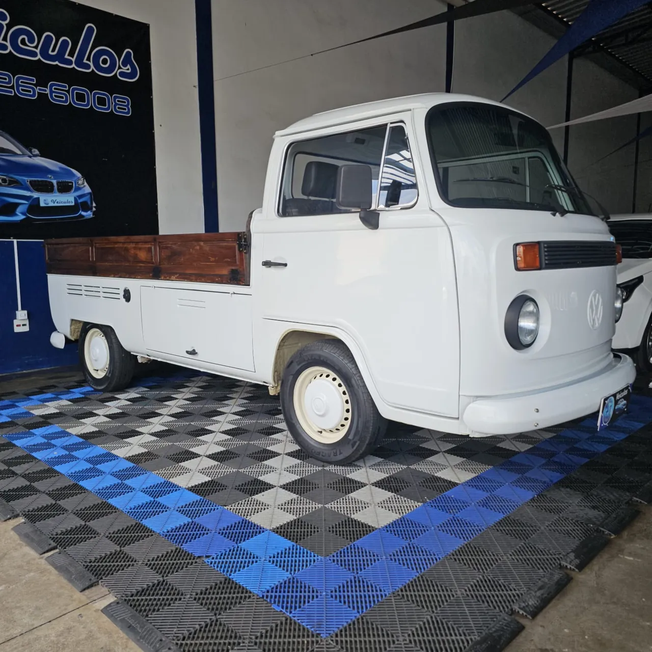 Volkswagen Kombi Usados e Novos