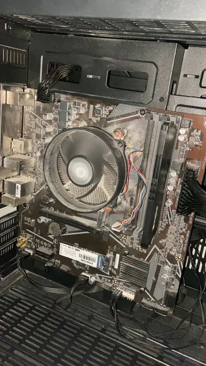 Kit Ryzen 5 5600g placa mãe b550MK - Peças de Hardware - São Caetano ...