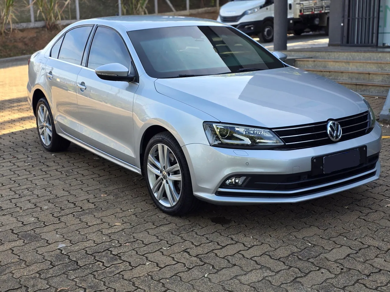 VOLKSWAGEN JETTA 2015 Usados e Novos