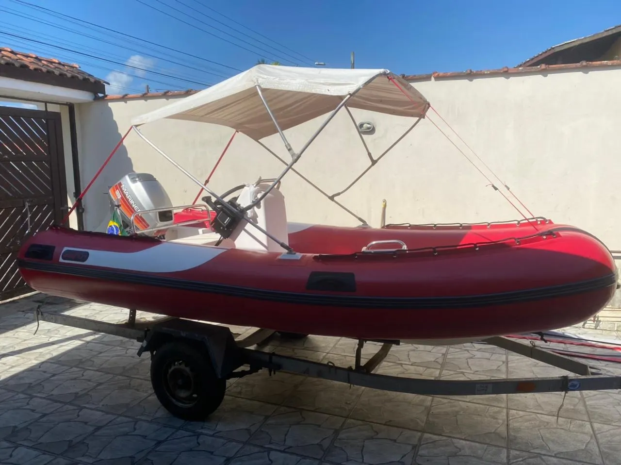 "bote inflavel com motor" no Brasil