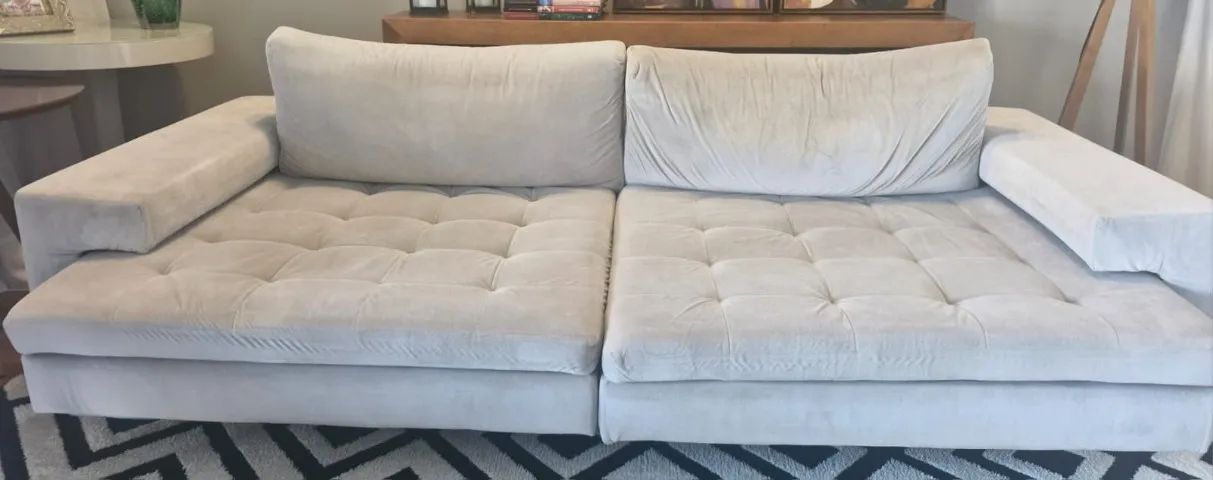 Vende se um sofá de dois acentos cinza 100 largura por 240 de ...