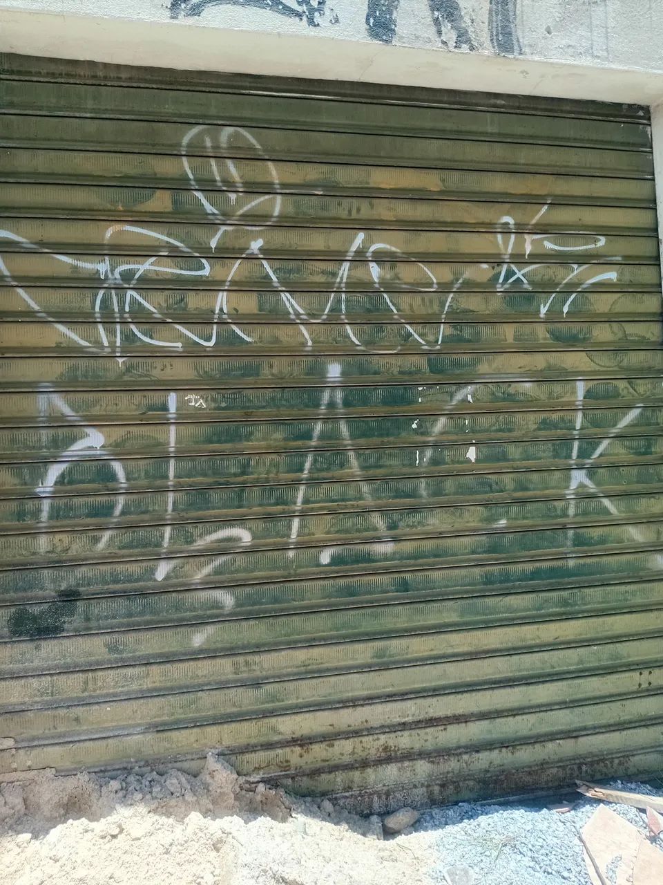 Porta de comércio - Portas e Janelas - Cidade Verde, Betim 1469540589 | OLX