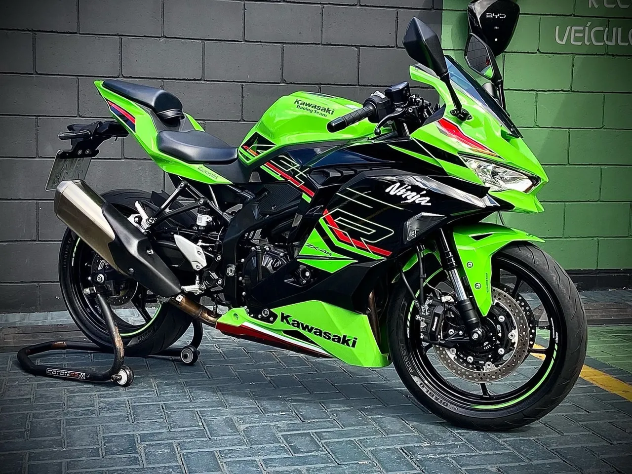 Motos Kawasaki Ninja ZX-4R no Brasil