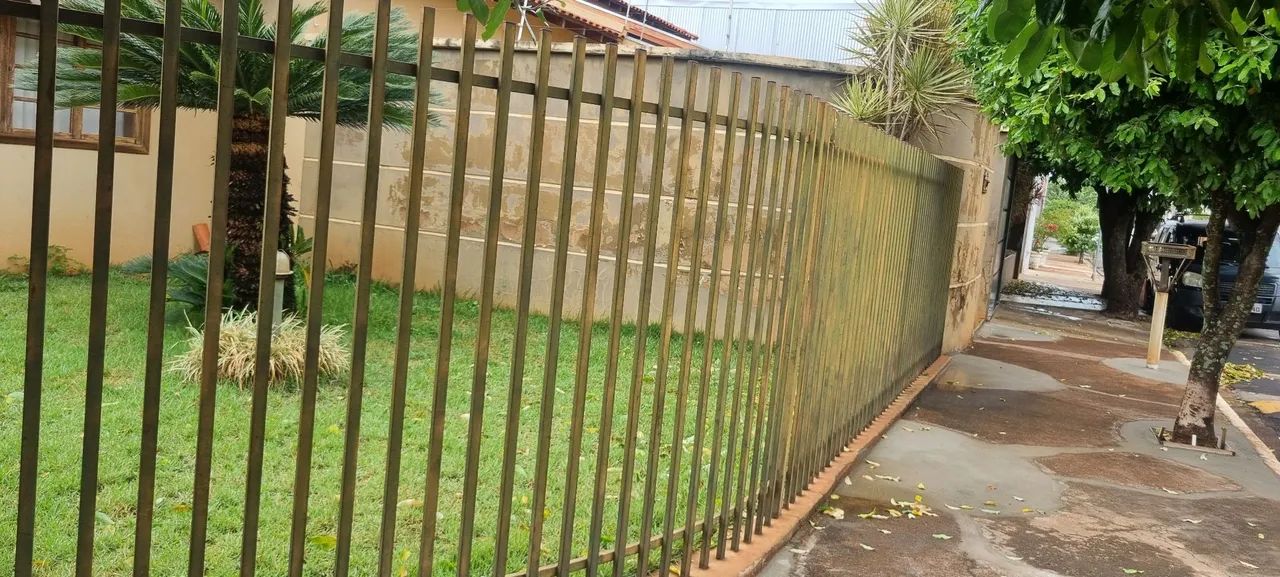 Grade Frente Residencial em Metalon - Portas e Janelas - Chácara Peixe ...