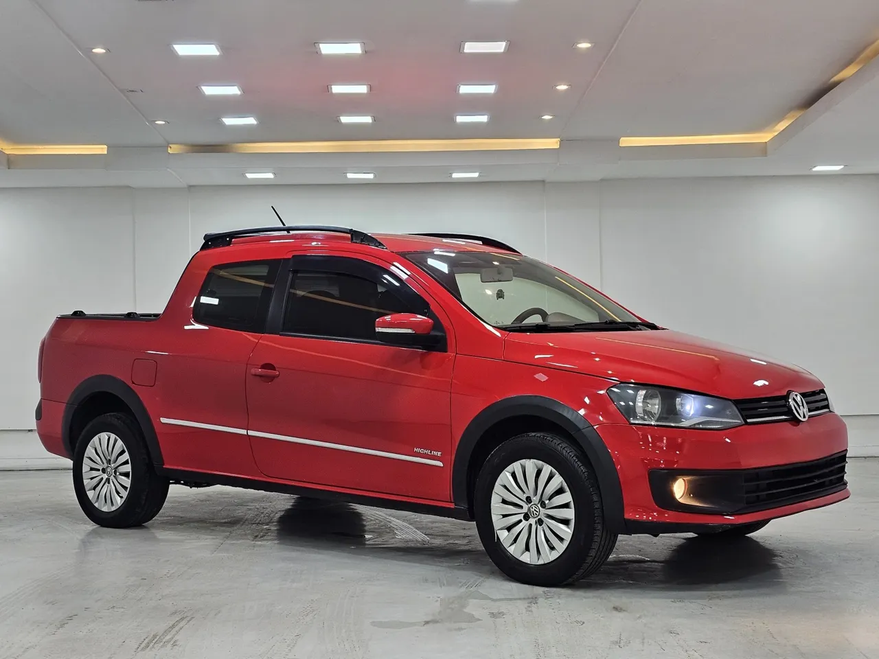 VOLKSWAGEN SAVEIRO 2016 Usados e Novos