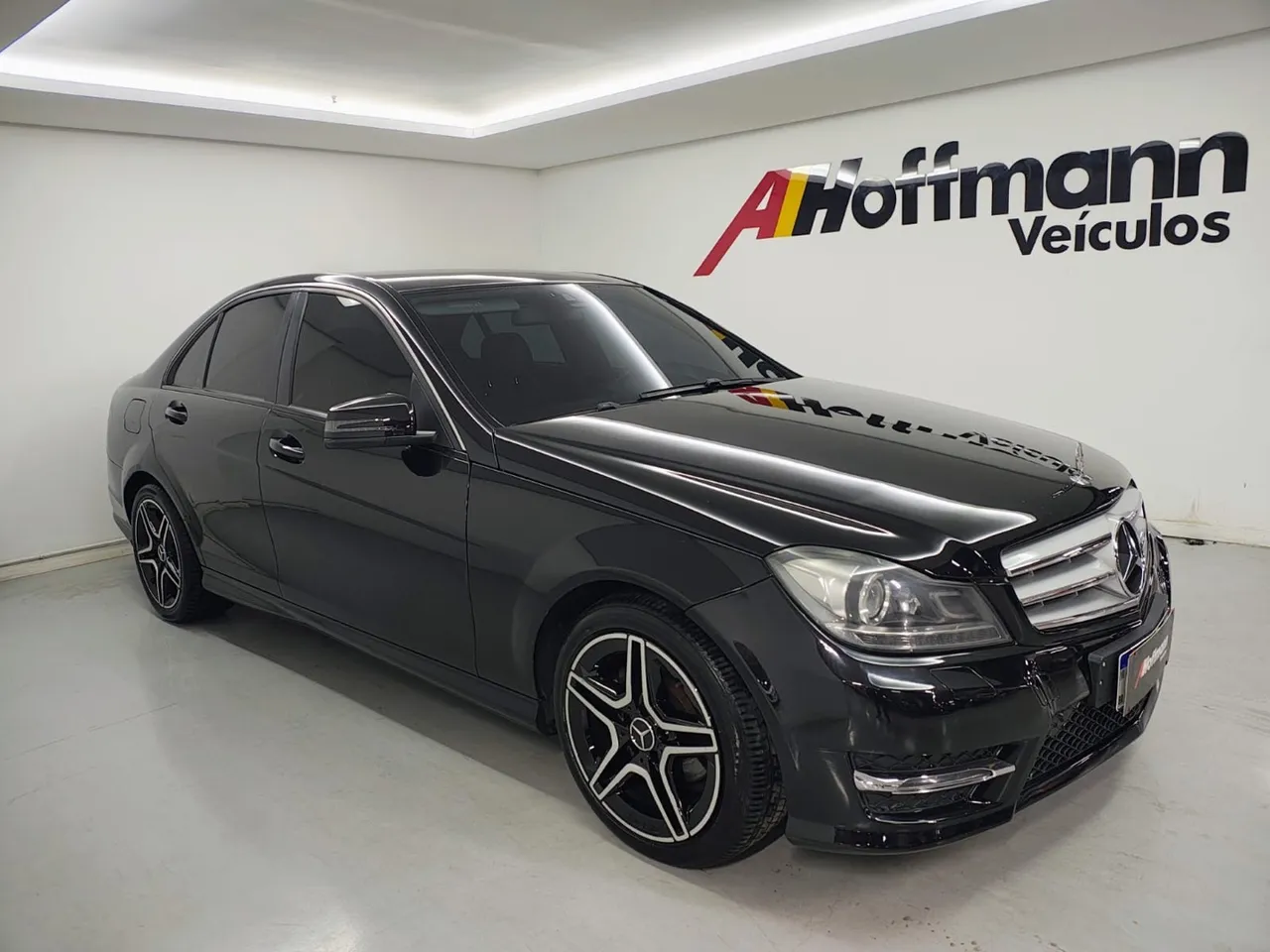 MERCEDES-BENZ C-180 2014 Usados e Novos