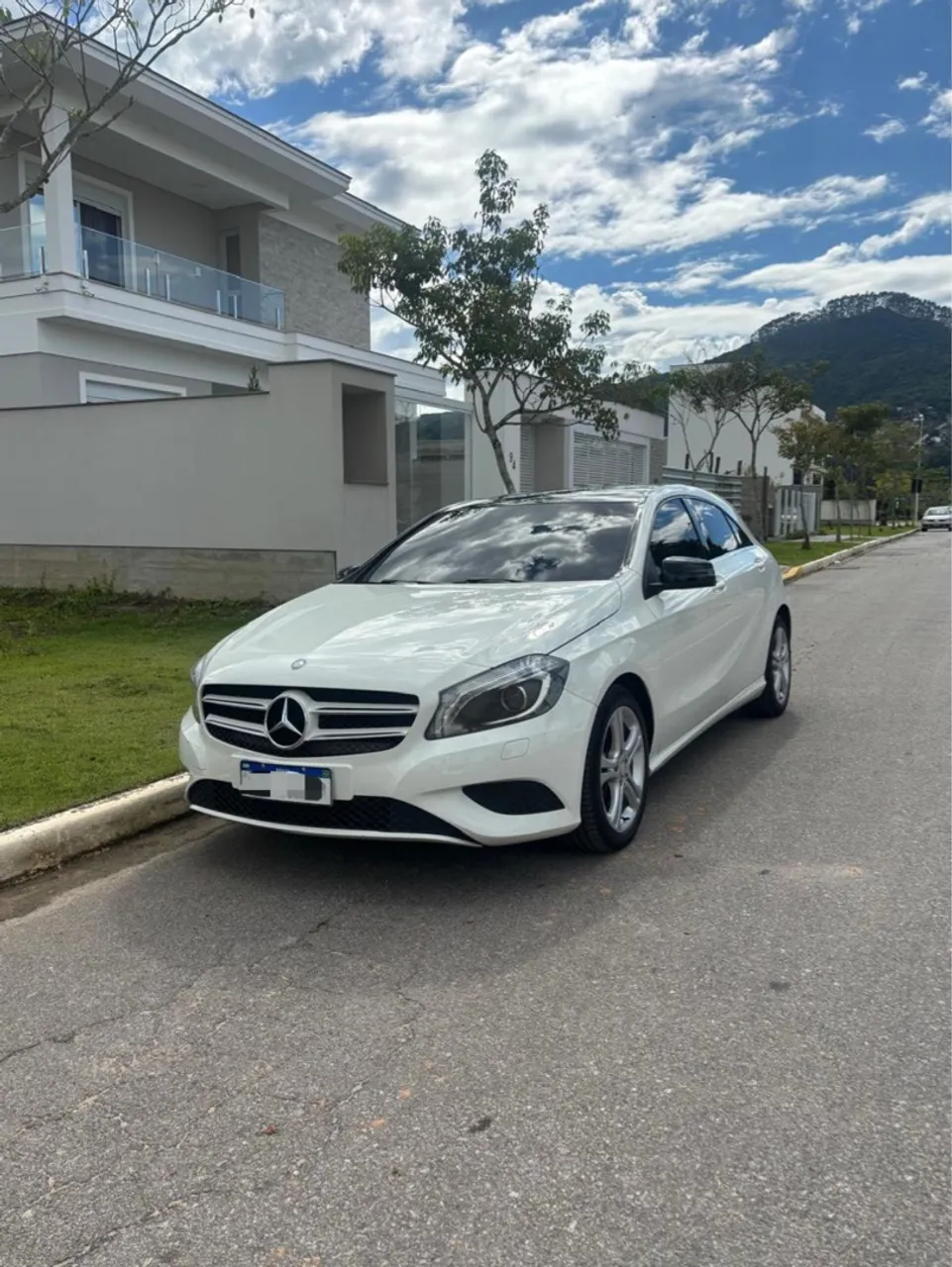 MERCEDES-BENZ A-200 2015 Usados e Novos