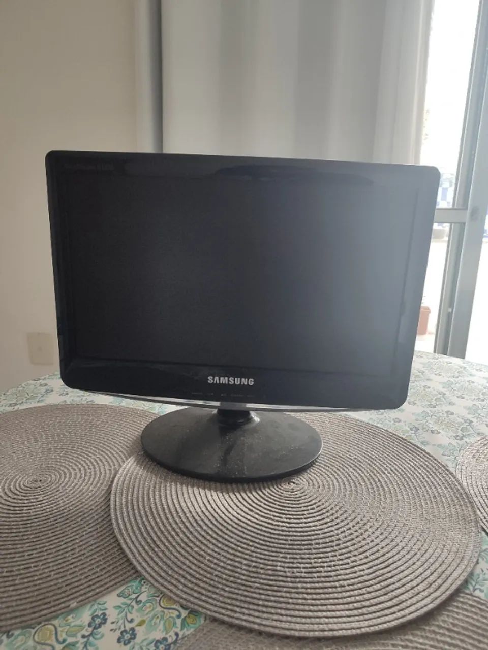 ? Monitor Samsung B1630N ? 15,6" | Ótima qualidade de imagem ...