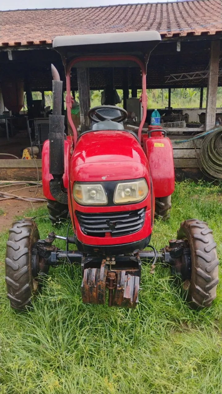 "trator pequeno" - Tratores e máquinas agrícolas no Brasil