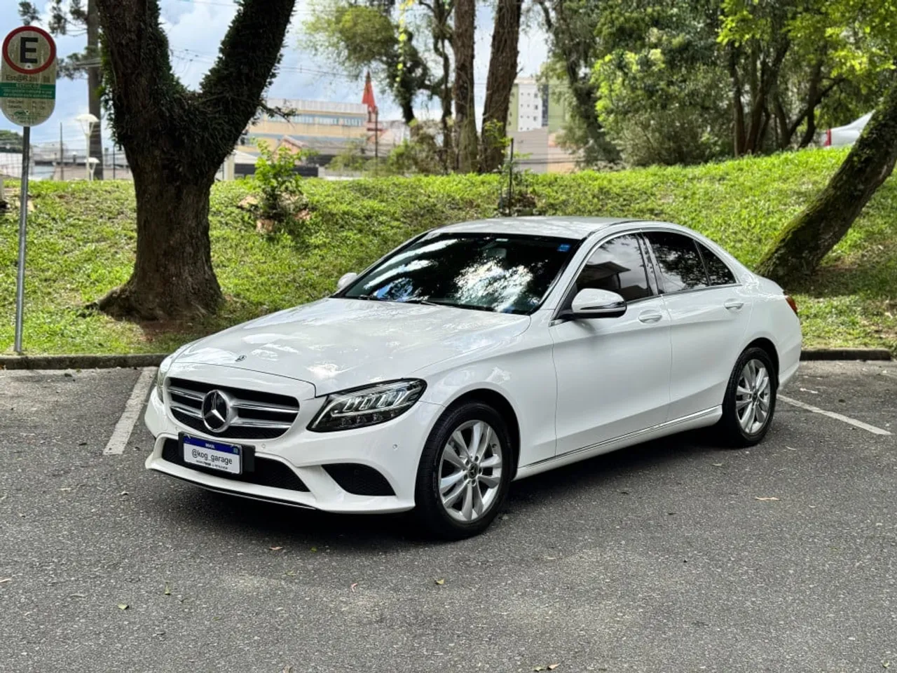 MERCEDES-BENZ C-180 2019 Usados e Novos