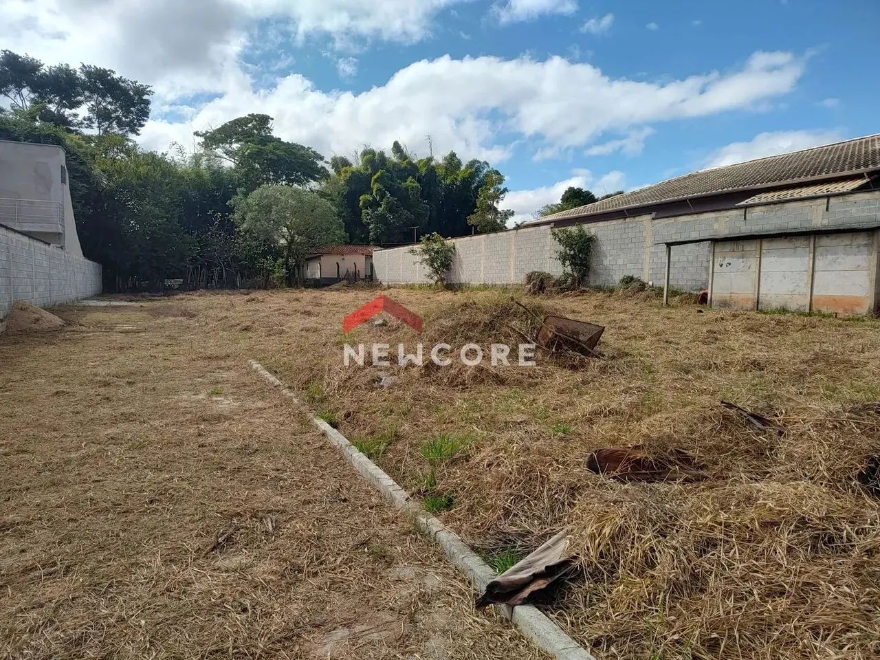 Lote em condomínio em Rua Antônio Davin - São Pedro (Colônia do Marçal ...