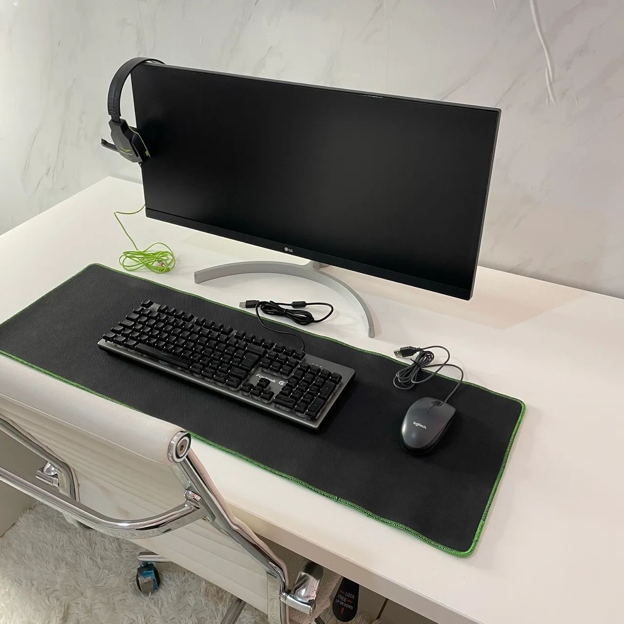 Monitor LG UltraWide 29", IPS, HDR10, kit completo, Oportunidade única ...