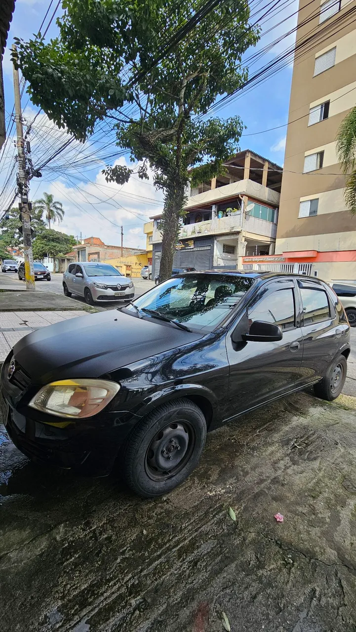 "celta preto" - Carros Usados e Novos à venda