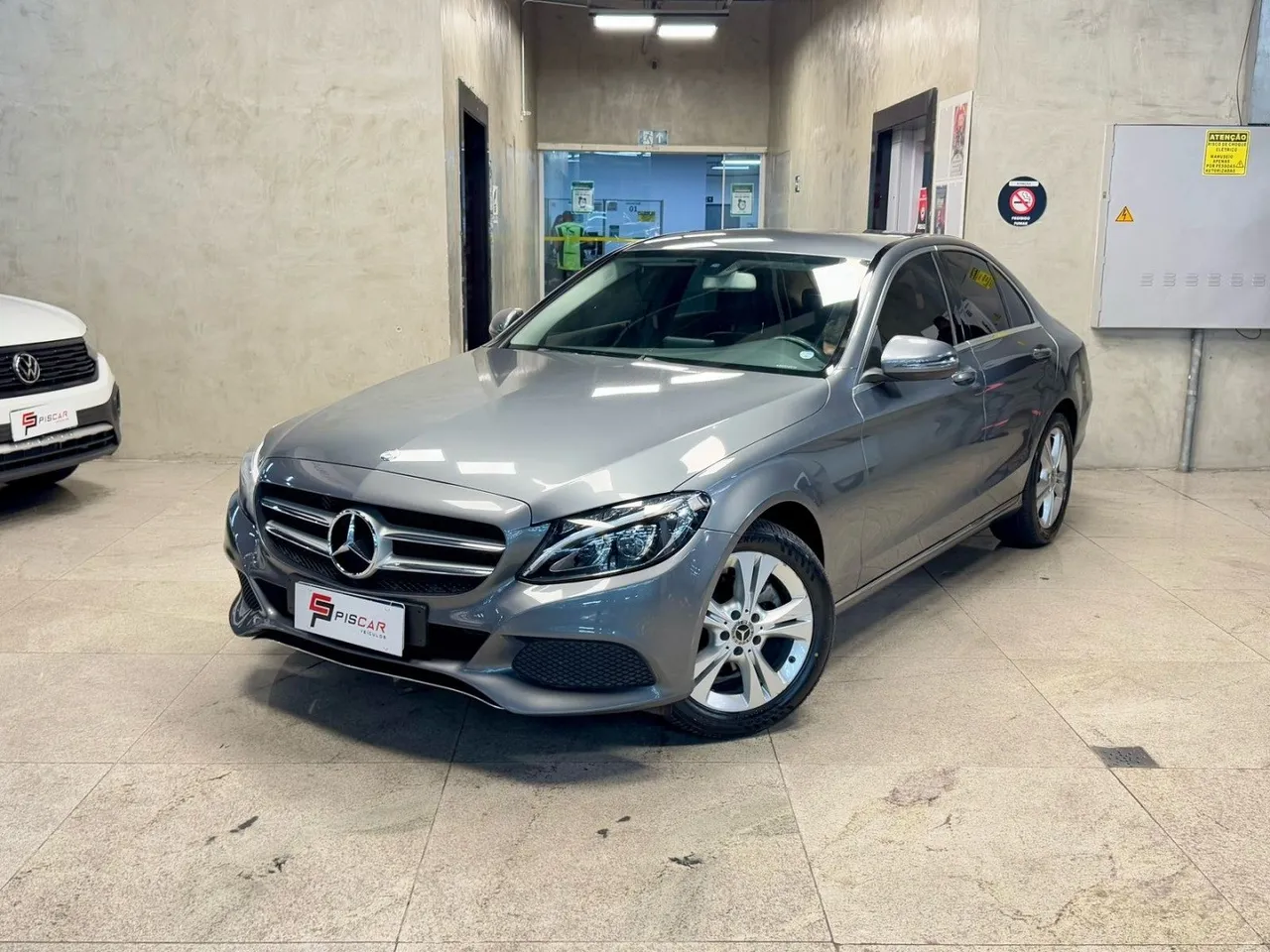 MERCEDES-BENZ C-180 2017 Usados e Novos