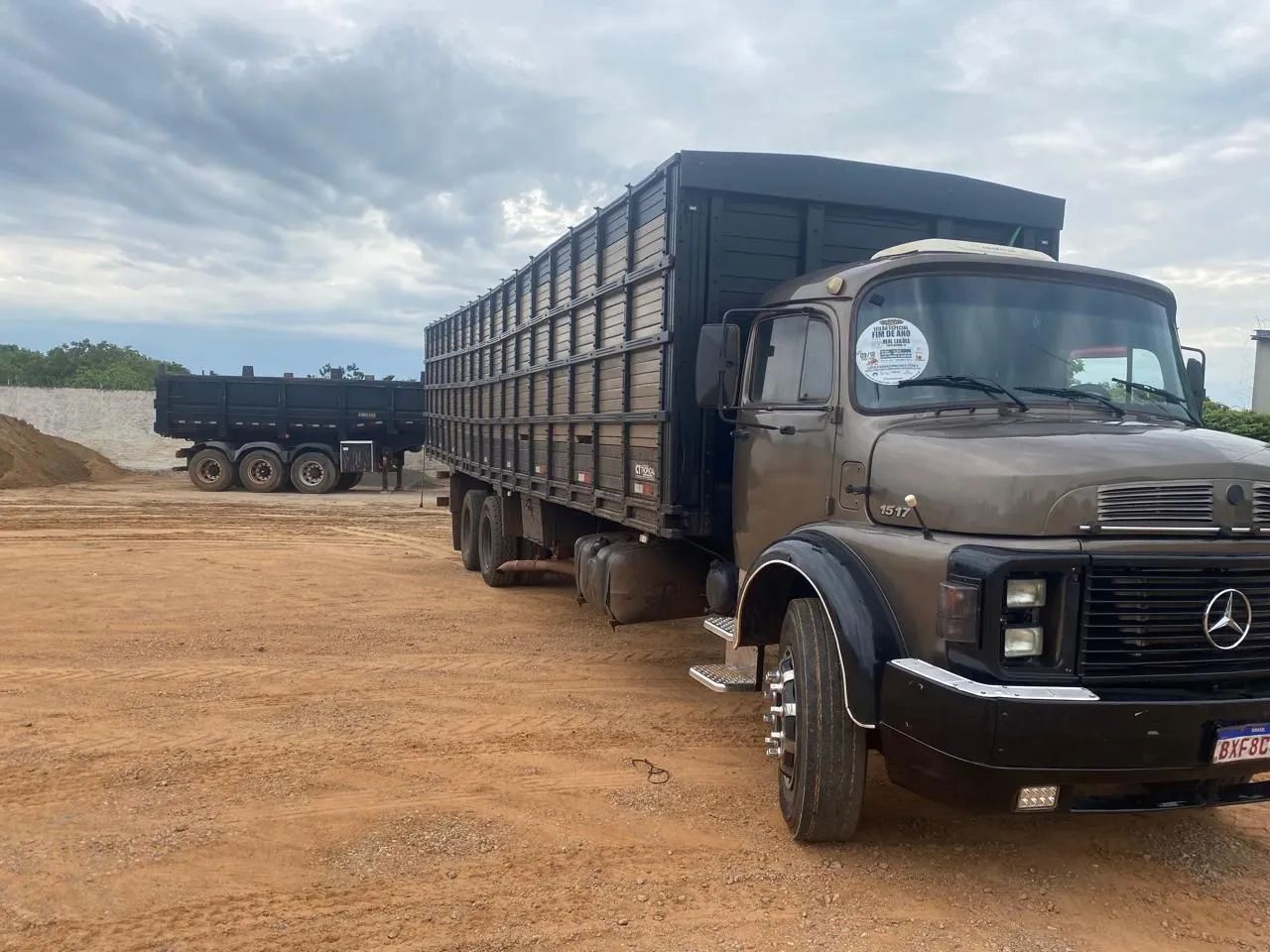 Mercedes-benz 1517 boiadeiro ano 86/87 Reduzido, Rokoel, intercalado ...