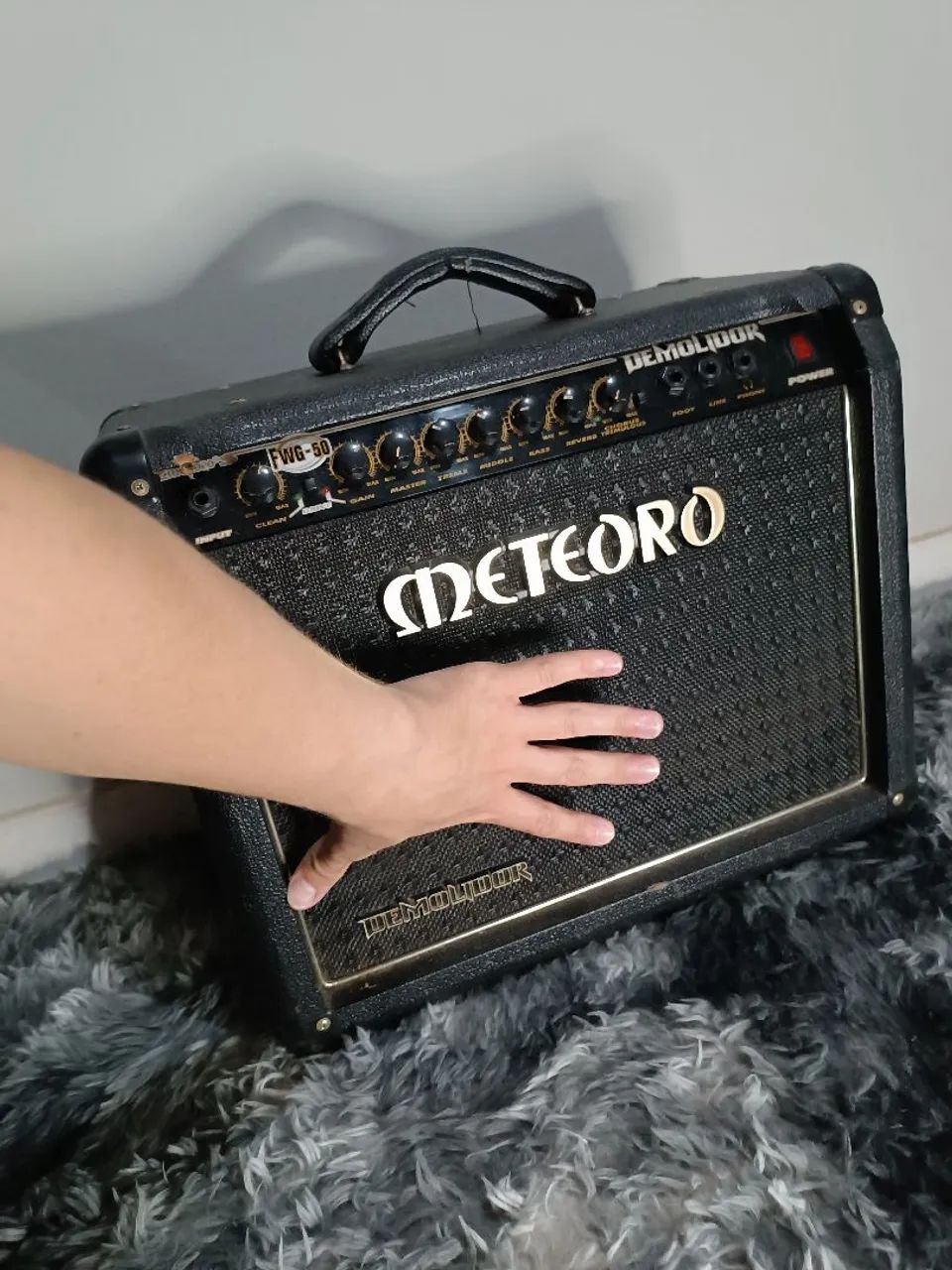 Amplificador Meteoro Demolidor FWG-50 - 50 Watts - Instrumentos ...