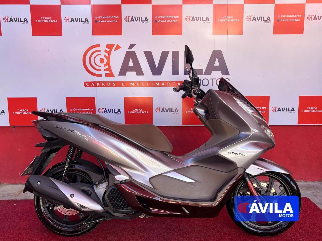 Motos HONDA PCX 2022 no Brasil