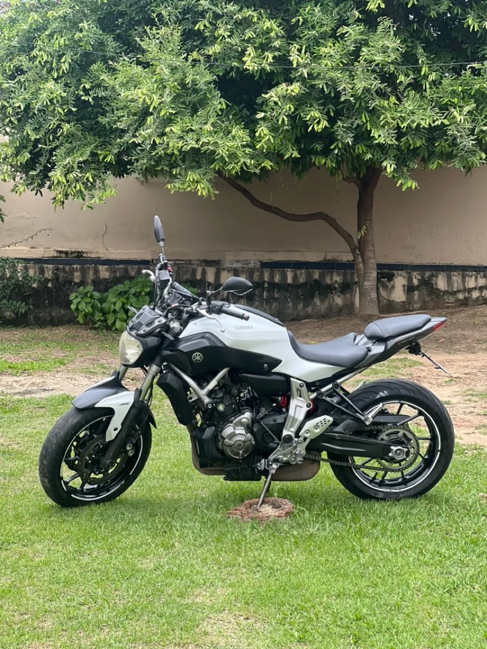 Motos YAMAHA MT-07/MT-07 2016 no Brasil