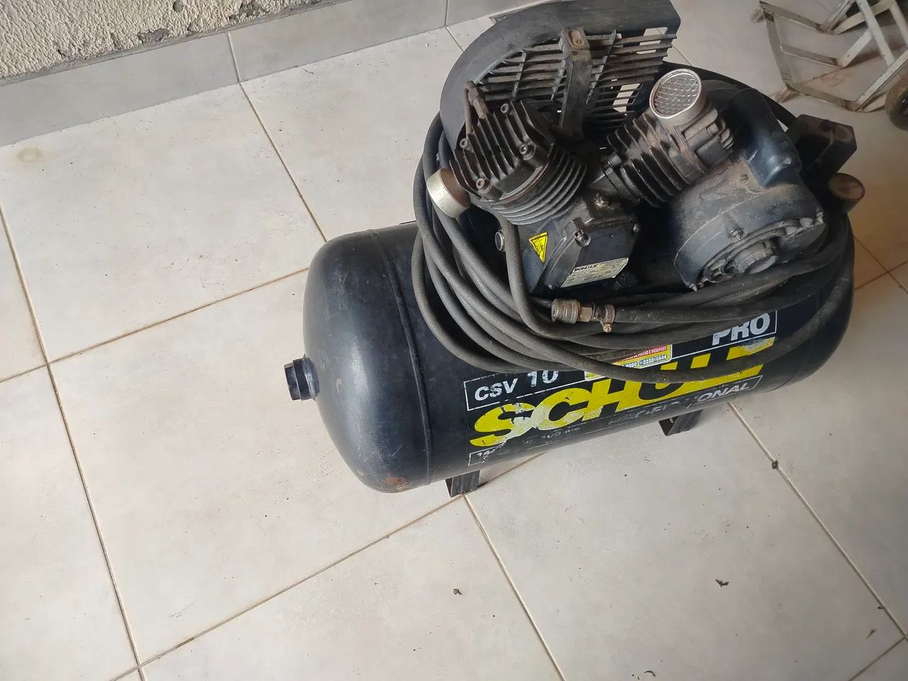Vendo máquina de desmontar pneu e compressor 10 pes - Máquinas pesadas ...