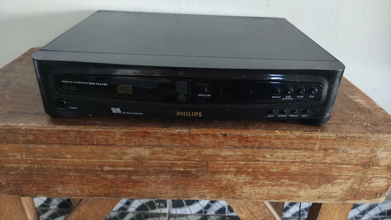 CD Player Philips CD163 ( leia o anúncio) - Microfones e Gravadores ...