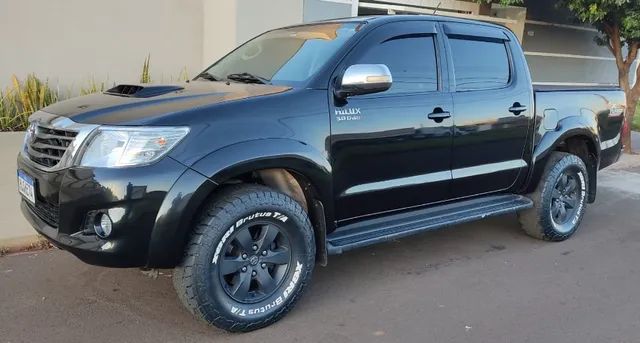 TOYOTA HILUX 2012 Usados e Novos