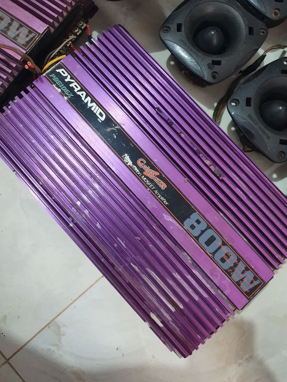 "pyramid 800w" no Brasil