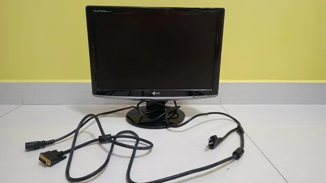 "monitor lg flatron w1752t" no Brasil