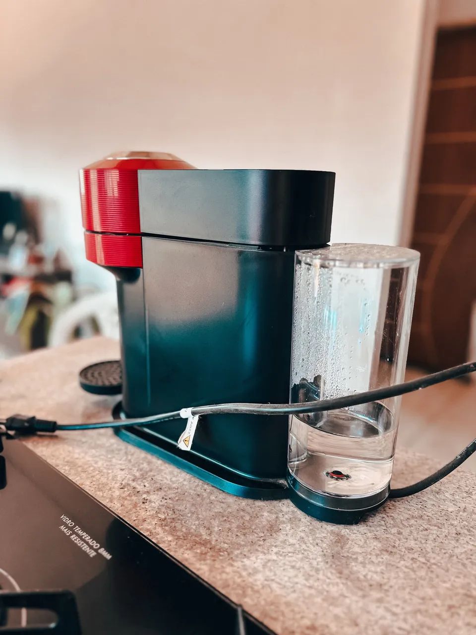 Cafeteira Nespresso Vertuo - pouco uso - Eletroportáteis Para Cozinha e ...