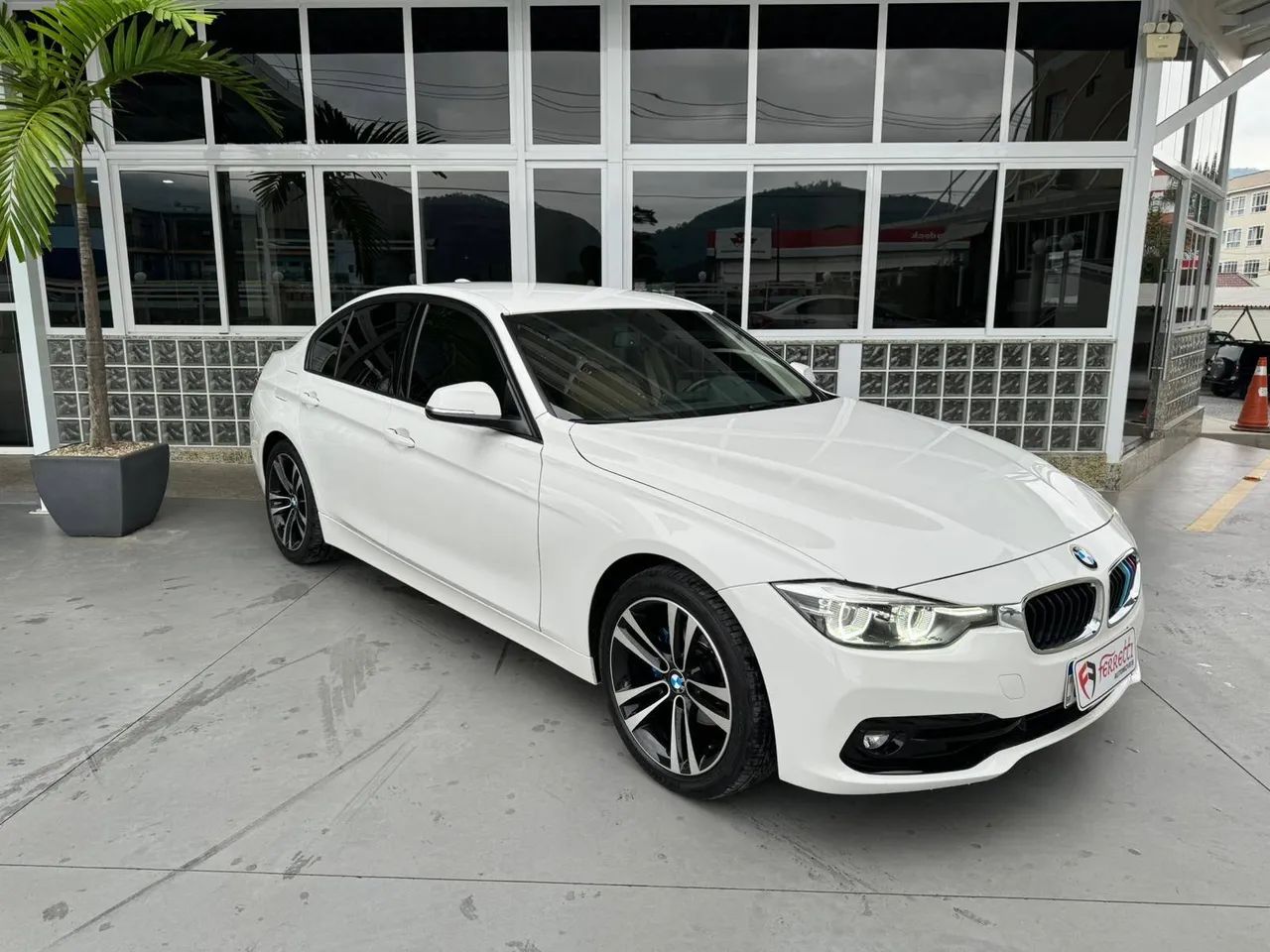 BMW 320I 2018 Usados e Novos no Norte de Santa Catarina e região, SC