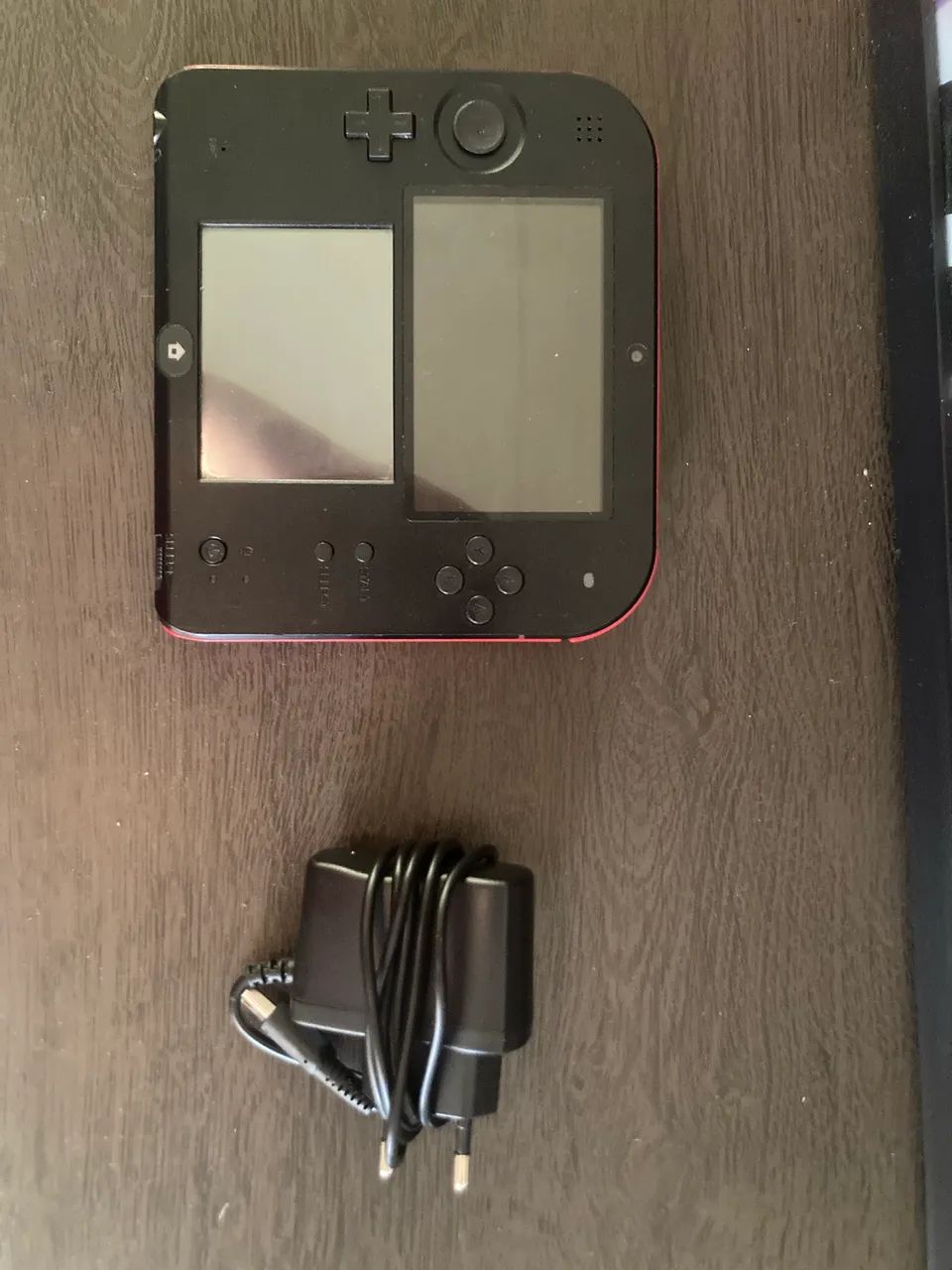 Nintendo 2ds em bom estado para retirada de peças ou conserto ...