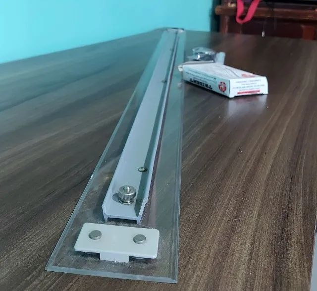 "reguas paralelas" no Brasil