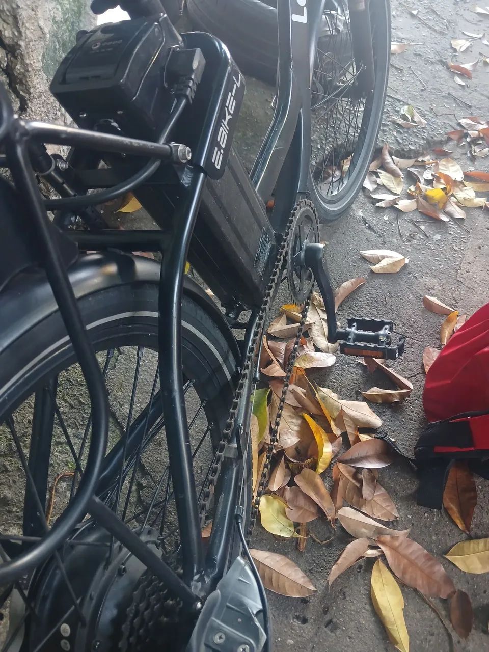 Vendo bike eletrica tem uma bateria reserva - Ciclismo - Complexo do ...