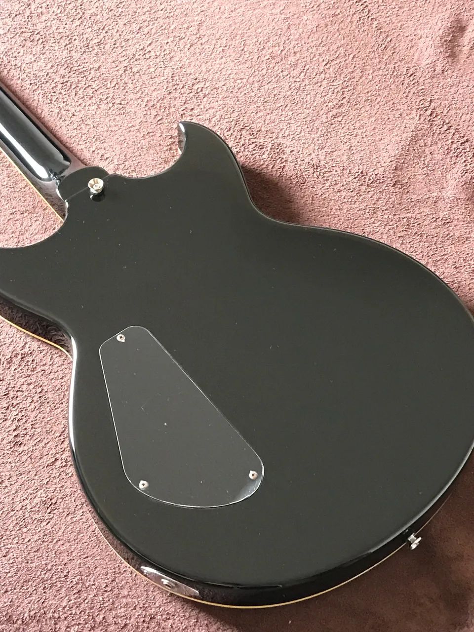 Guitarra Reverend Manta Ray Semi Hollow Tobaco Burst ñ gibson ES-339 ...