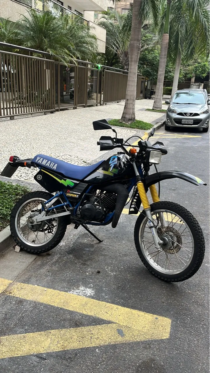 Motos YAMAHA DT no Brasil