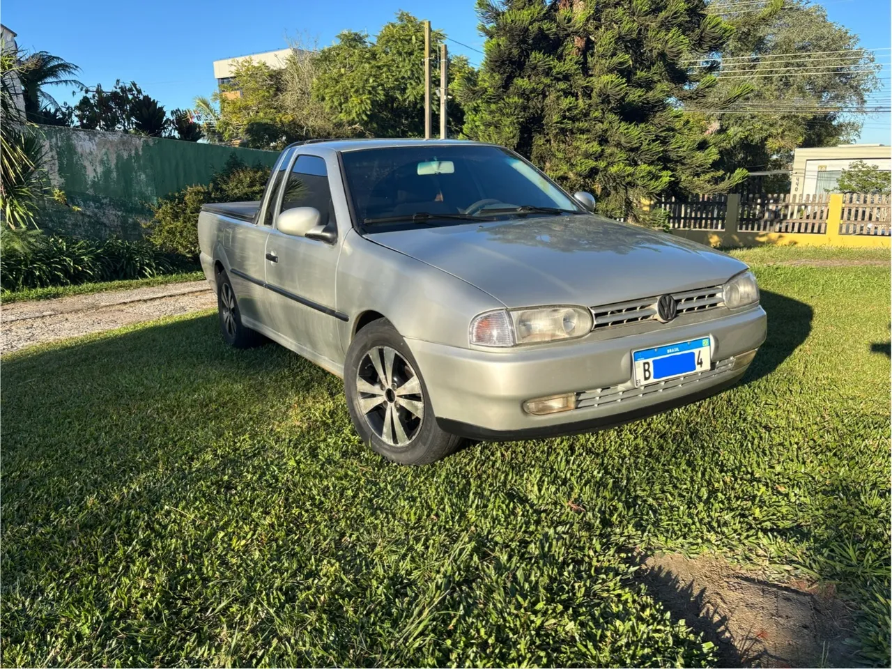 VOLKSWAGEN SAVEIRO Usados e Novos em Curitiba e região, PR