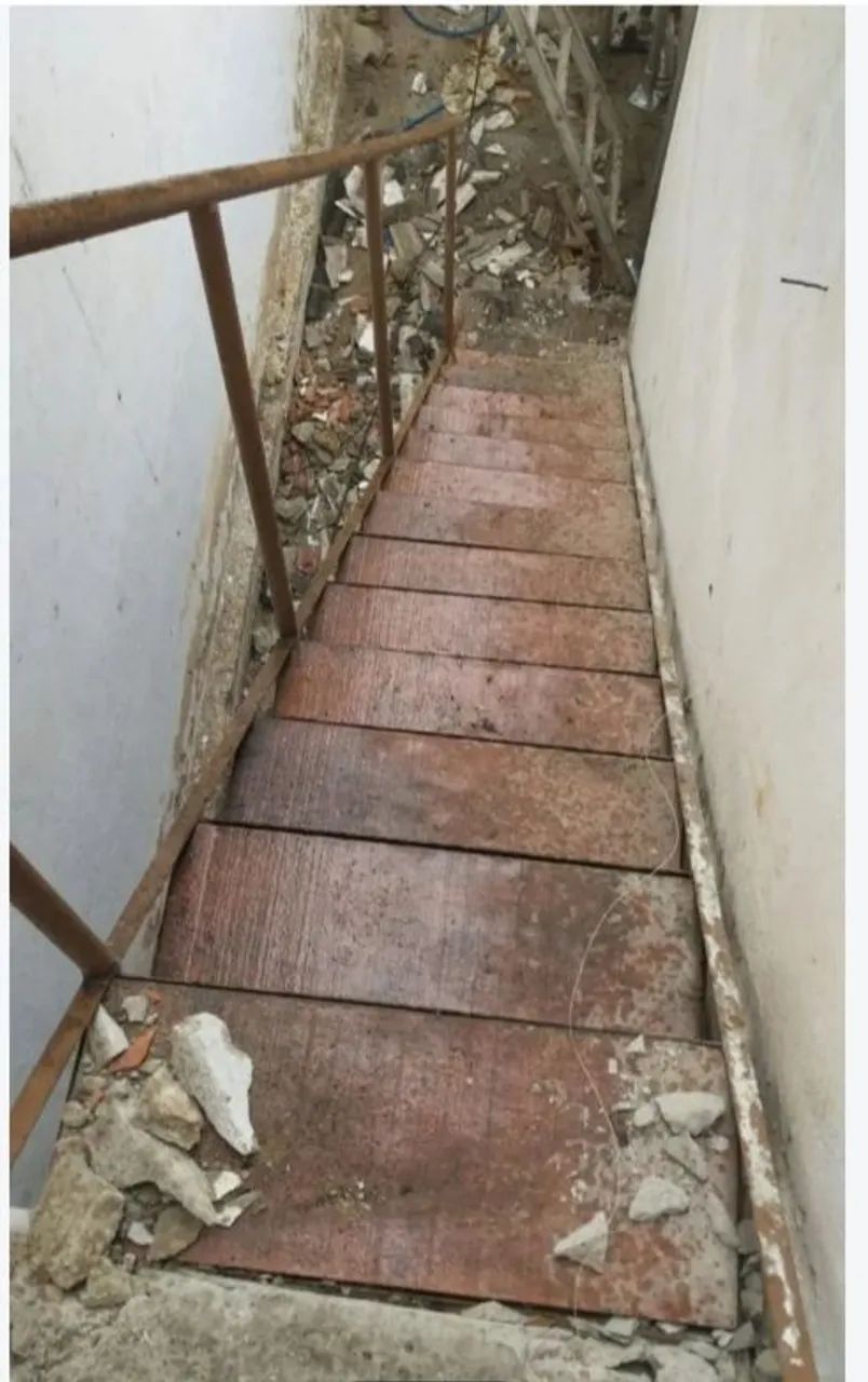 Escada de ferro - Portas e Janelas - Grande Vitória, Vitória 1468528026 ...