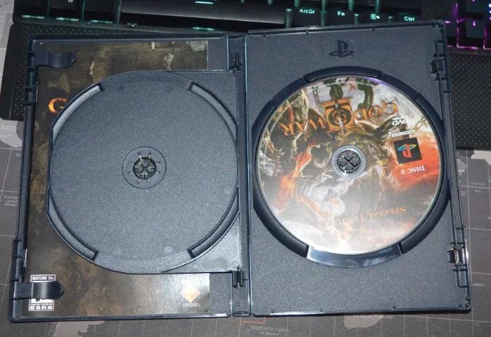 Combo de Games PlayStation 2 - God of War II, Gran Turismo 4 e Metal ...