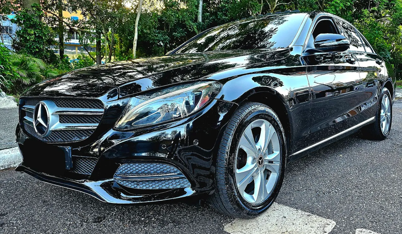 MERCEDES-BENZ C-200 2015 Usados e Novos