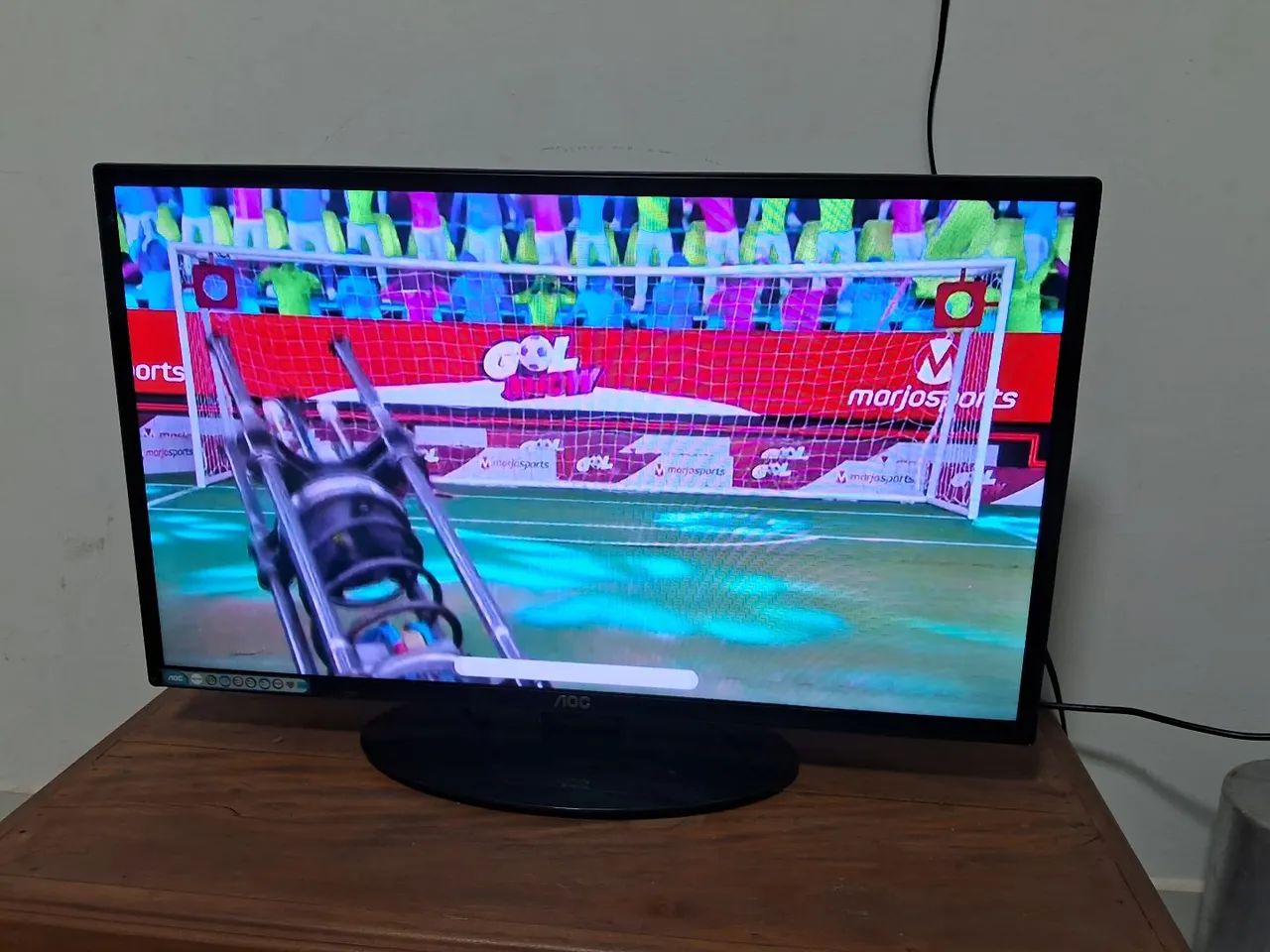 "tv da aoc" no Brasil