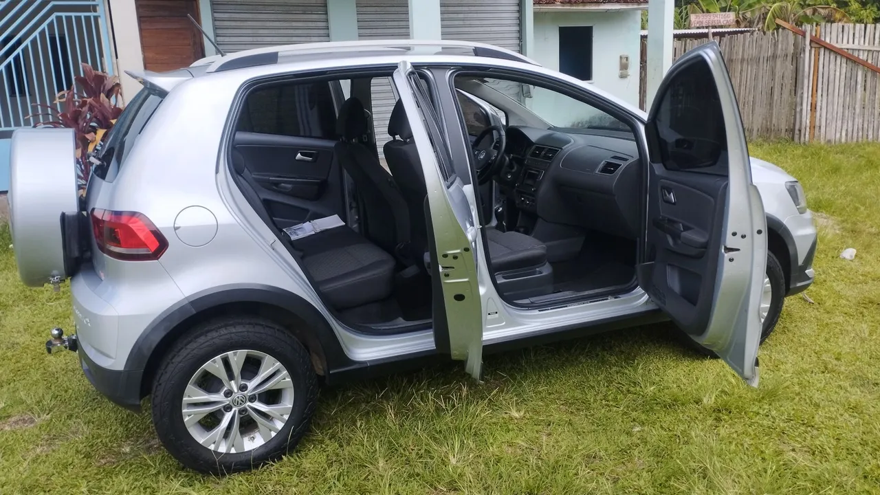 VOLKSWAGEN CROSSFOX 2017 Usados e Novos