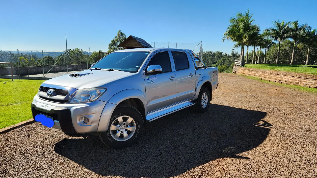 TOYOTA HILUX 2010 Usados e Novos