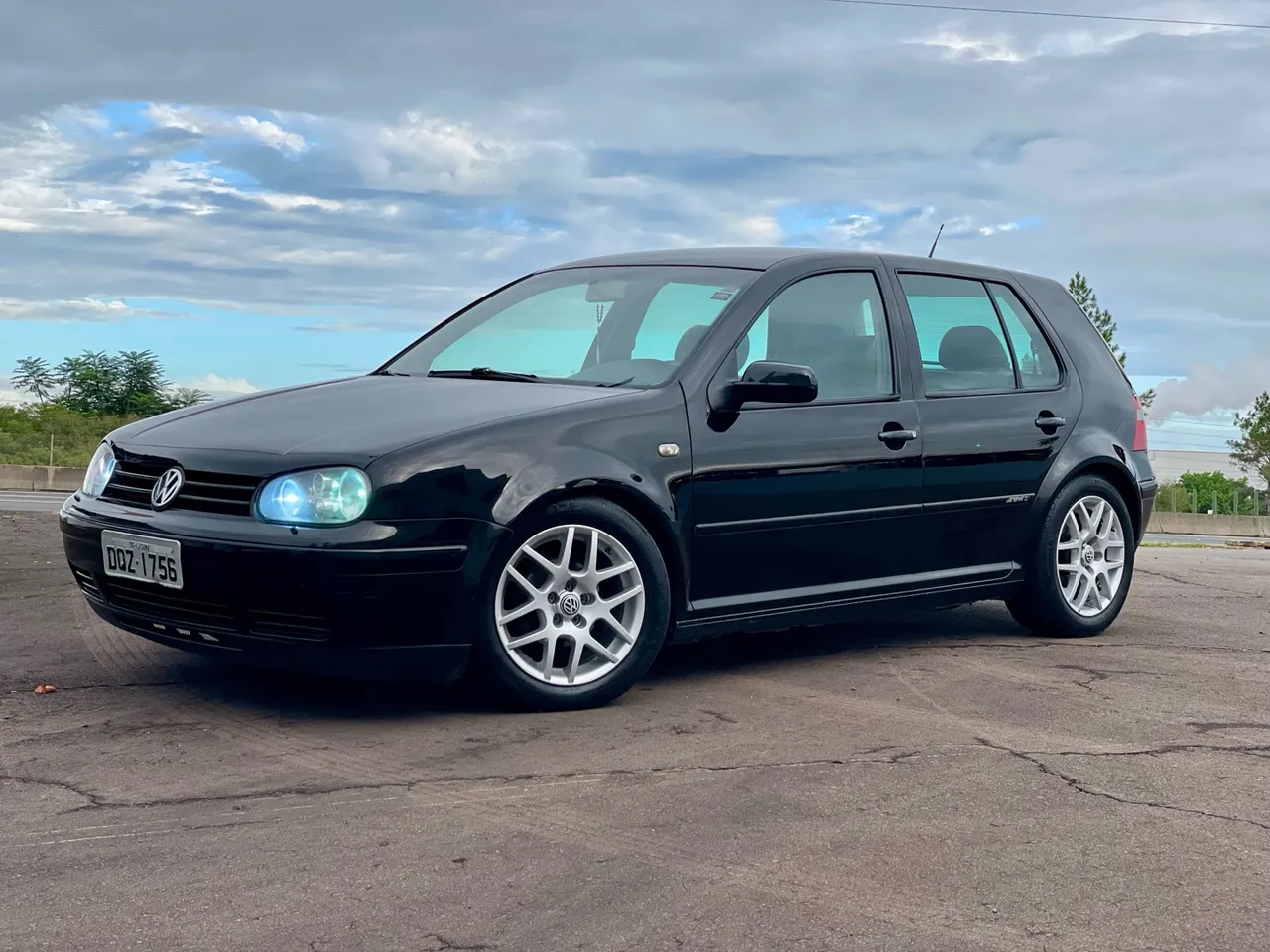 VOLKSWAGEN GOLF 2006 Usados e Novos