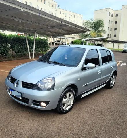 RENAULT CLIO 2006 Usados e Novos