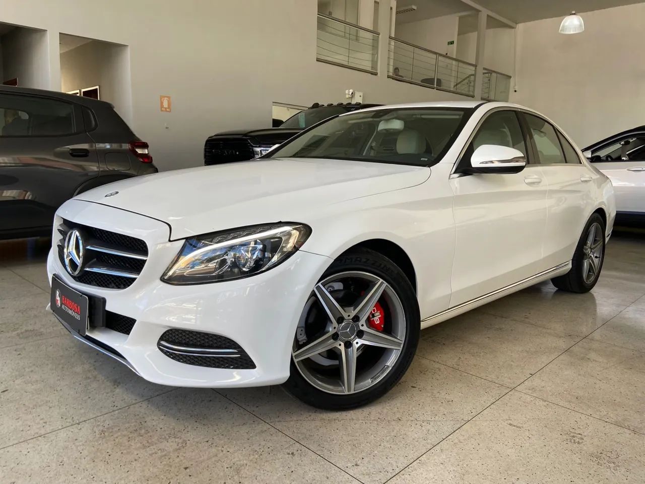MERCEDES-BENZ 2015 Usados e Novos