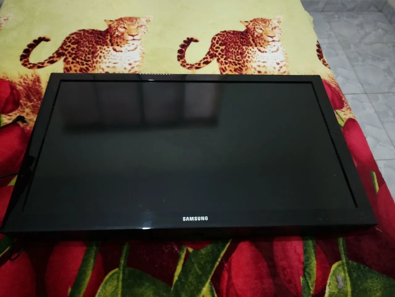 TV SAMSUNG LCD 40 POLEGADAS (TA COM IMAGEM SUBINDO PRA CIMA) - TVs ...
